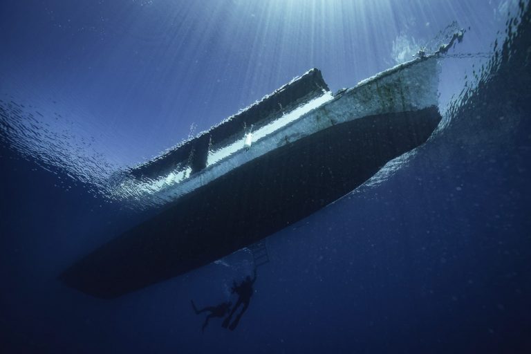 Gallery – Coral Seas – Journeys – W & R Hughes